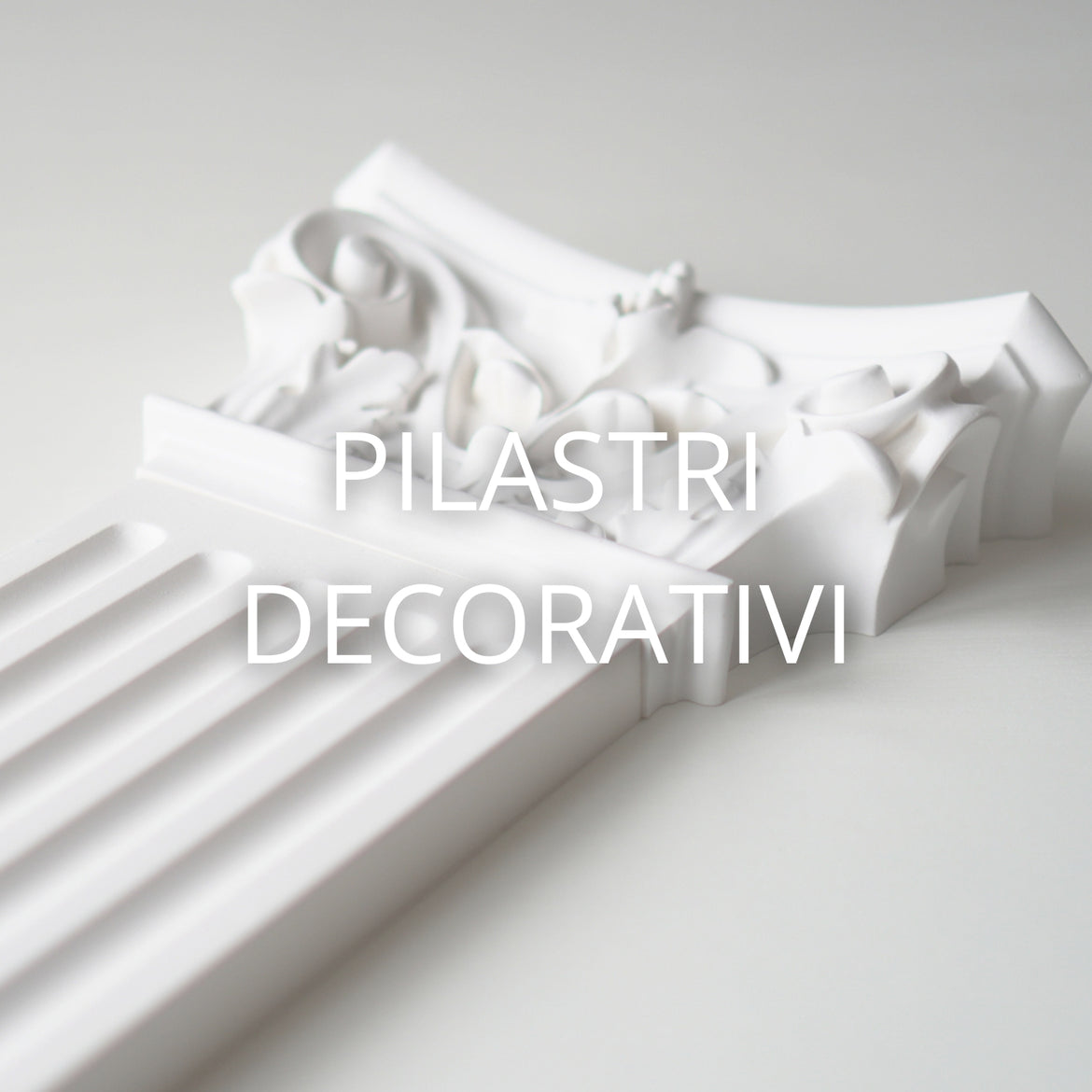 Lesena decorativa in stile corinzio a parete, pilastro colonna piatta ...